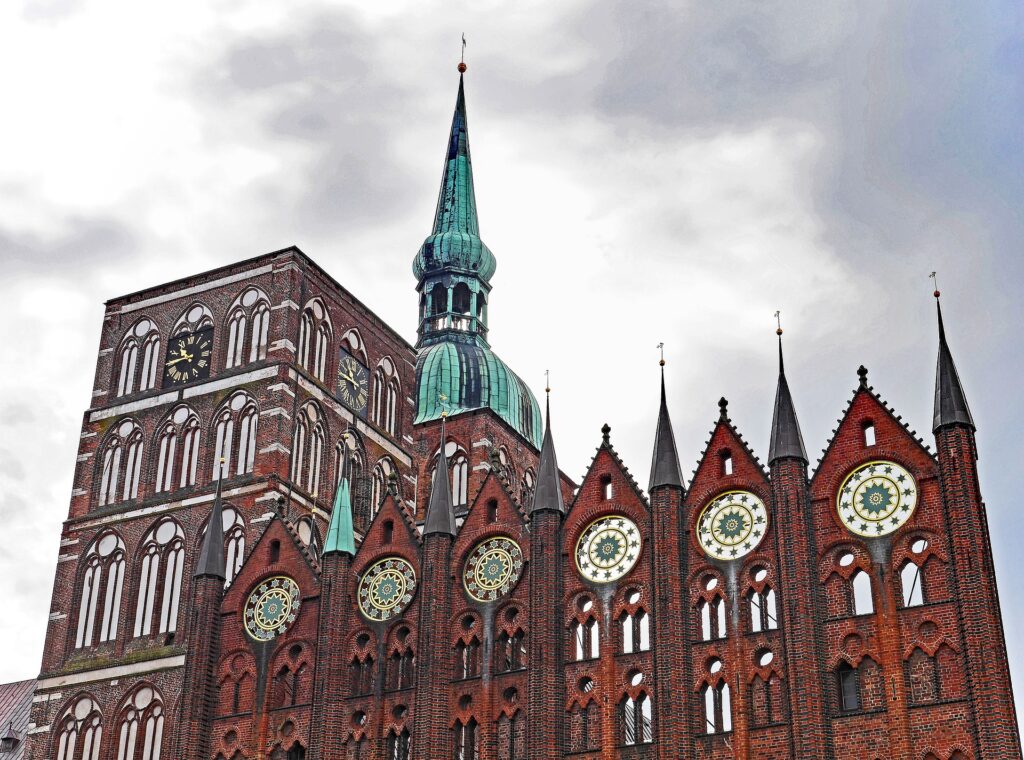 Neue Fenster Der Nikolaikirche Eingeweiht - Glasmalerei